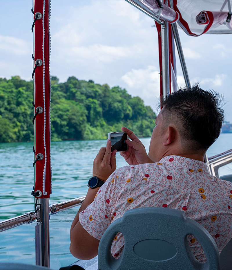 Home 2 - Albatross Speedboat